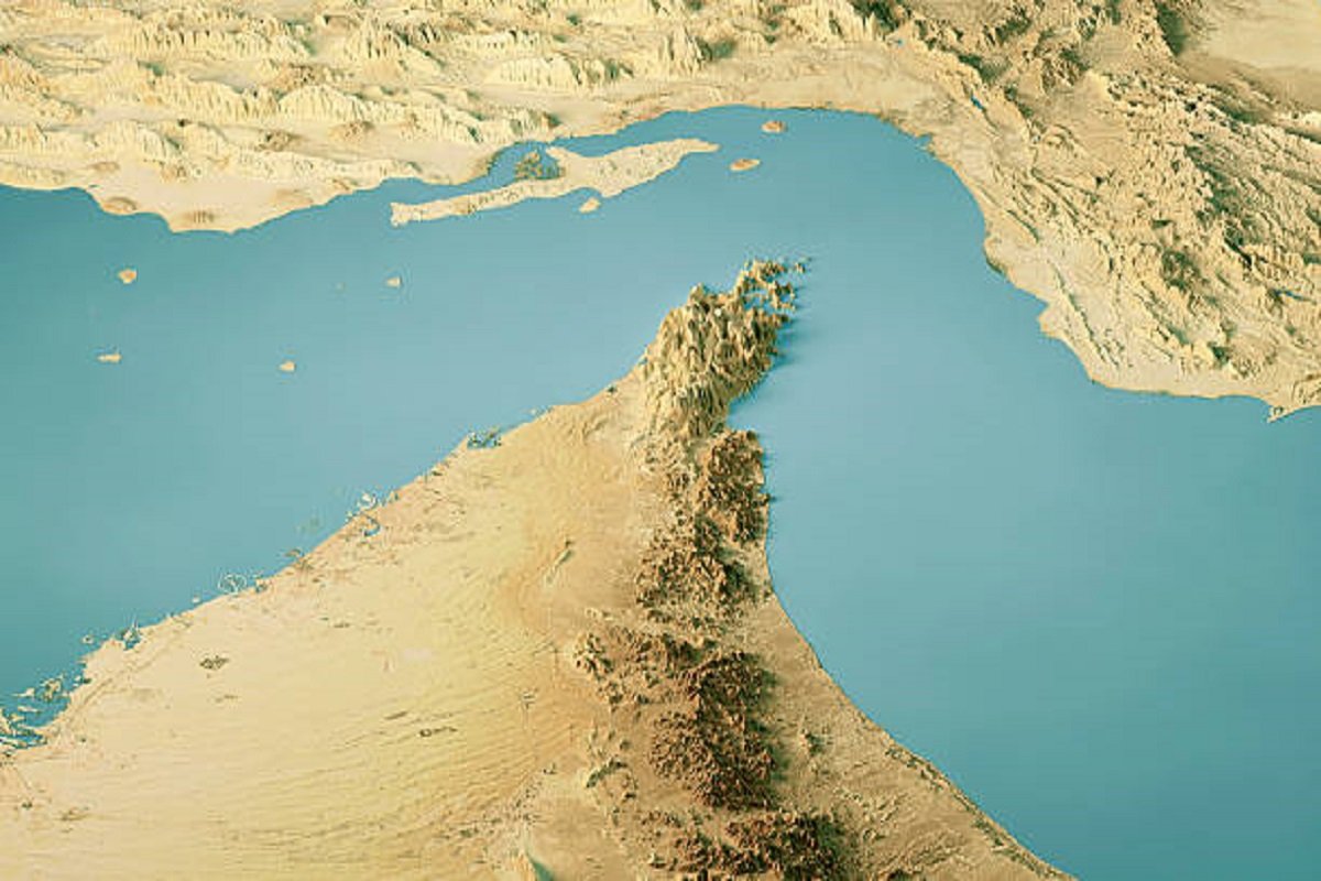 Iran počeo da naplaćuje prolaz kroz Ormuski moreuz | Portal ETV