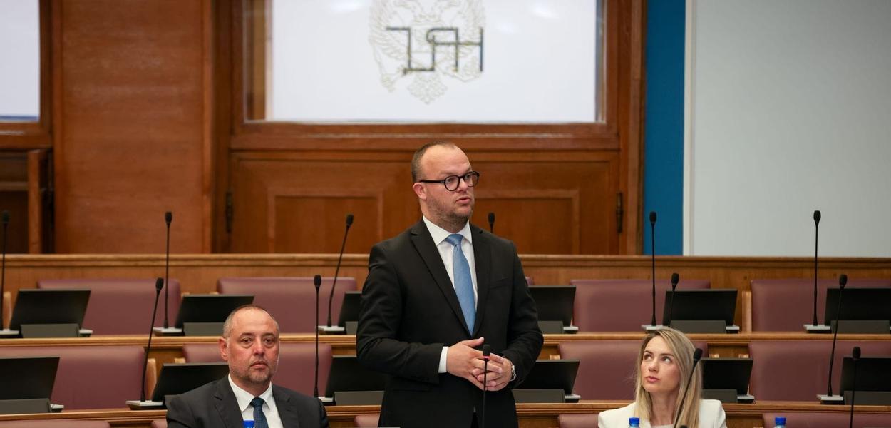 Mugoša: Glumili ste jedno vrijeme da ste ministar, a u stvari ste ...